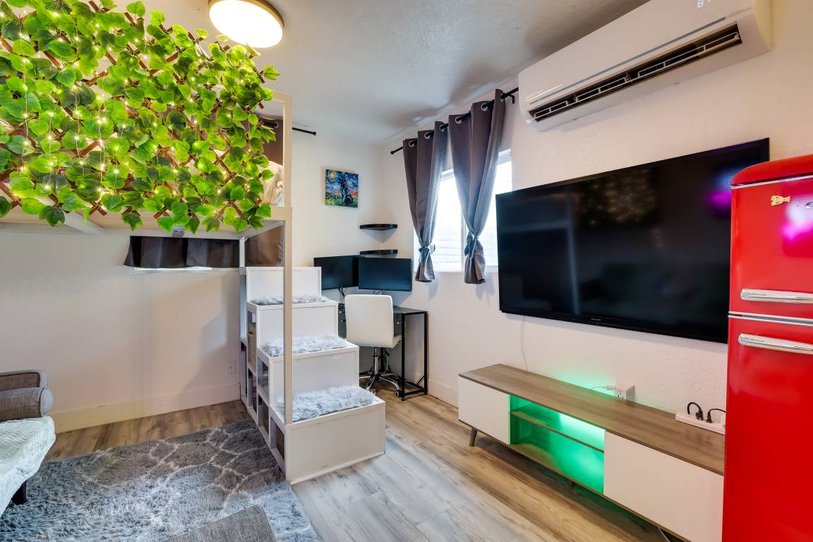 148 M² Ferienhaus ∙ 5 Schlafzimmer ∙ 10 Gäste - Las Vegas, NV