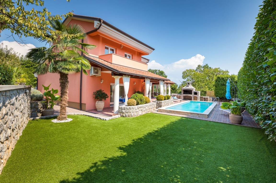 365 M² Villa ∙ 5 Chambres ∙ 12 Personnes - Medveja