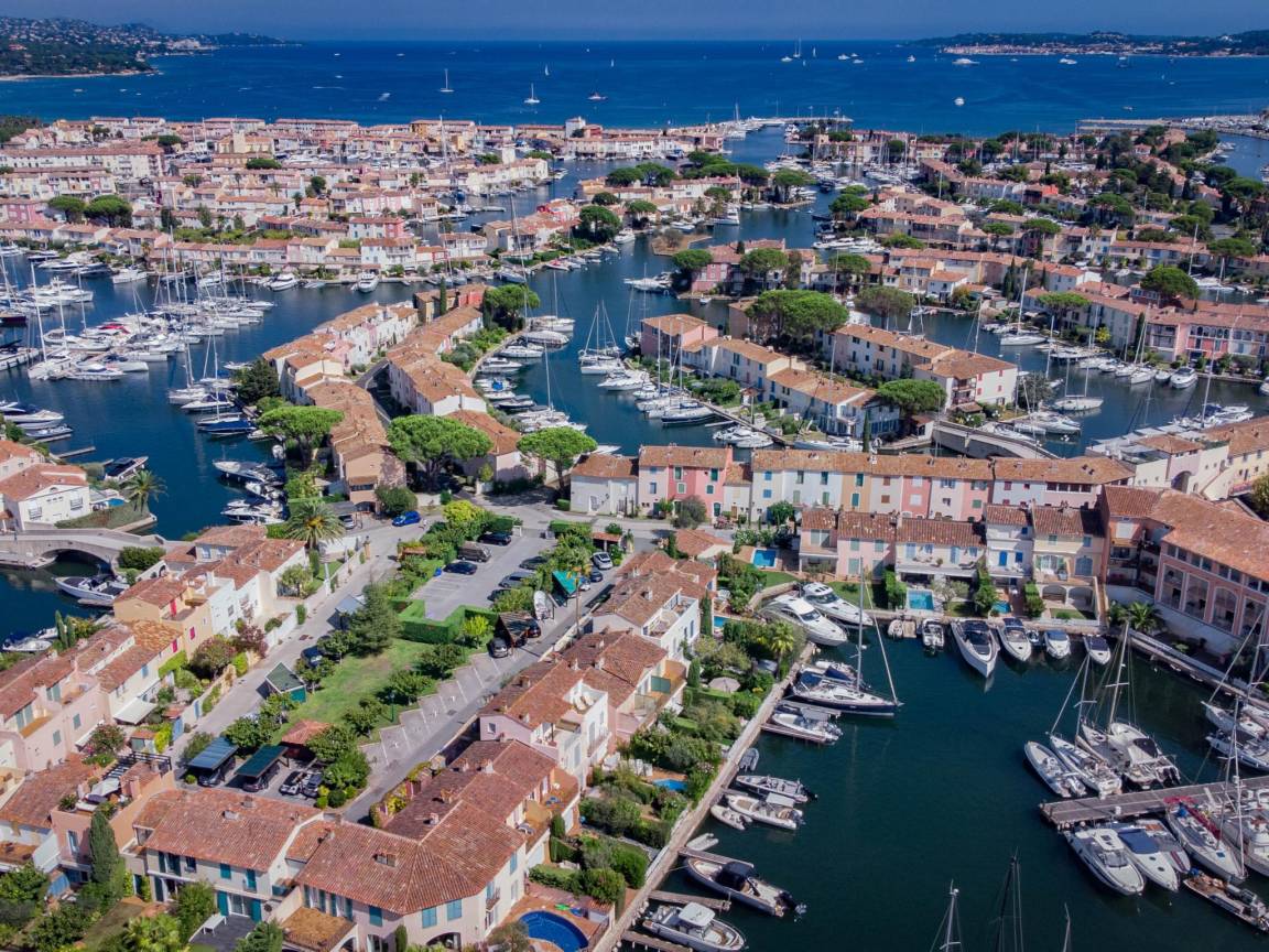 50 M² Huis ∙ 1 Slaapkamer ∙ 2 Gasten - Grimaud