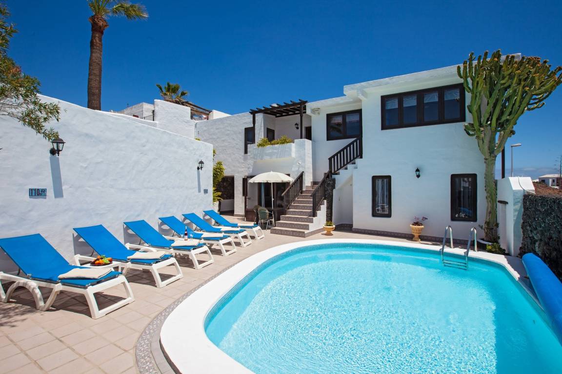 Villa ∙ 4 Schlafzimmer ∙ 12 Gäste - Puerto del Carmen