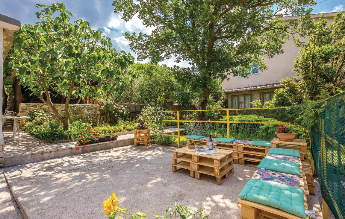 86 M² Ferienwohnung ∙ 2 Schlafzimmer ∙ 4 Gäste - Kraljevica