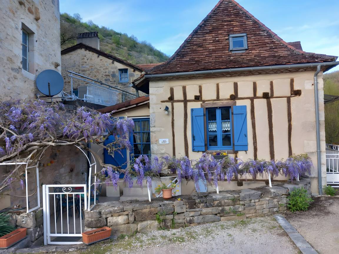 60 M² House ∙ 2 Bedrooms ∙ 4 Guests - Figeac