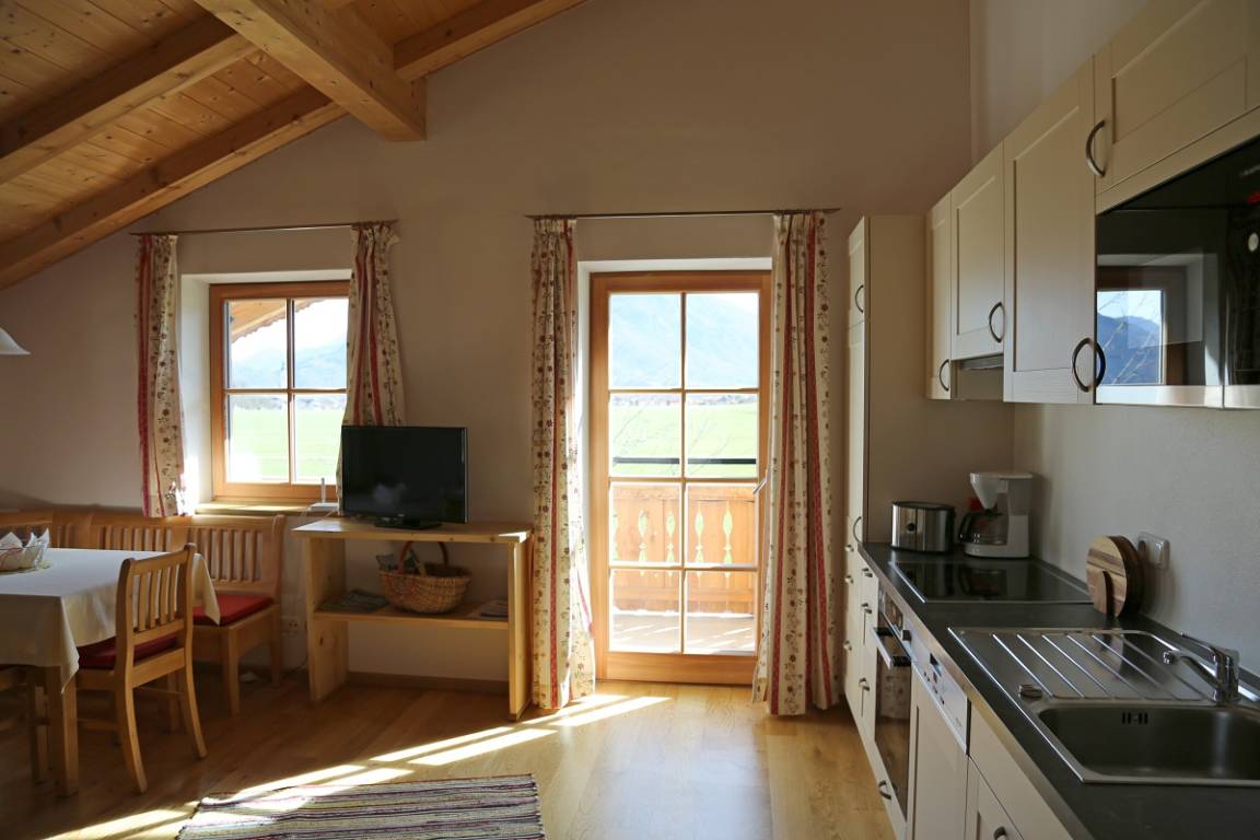 71 M² Ferienwohnung ∙ 2 Schlafzimmer ∙ 4 Gäste - Oberaudorf