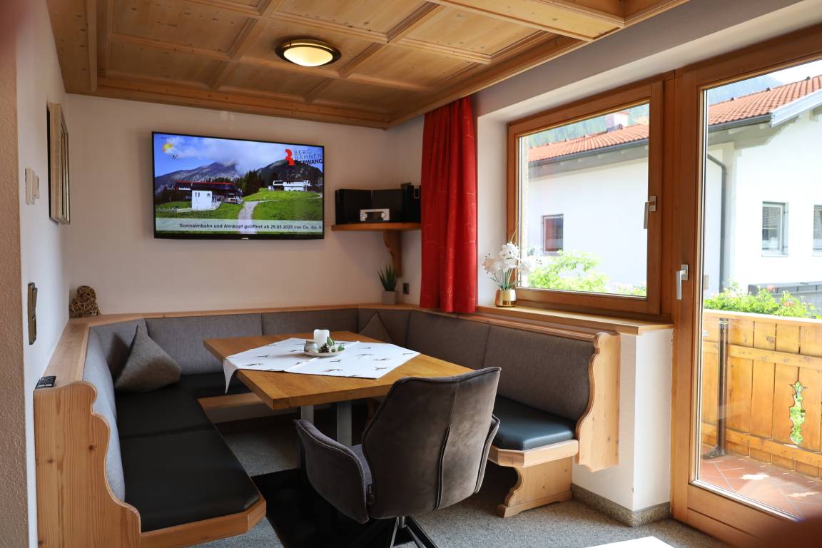 60 M² Ferienwohnung ∙ 1 Schlafzimmer ∙ 4 Gäste - Bichlbach