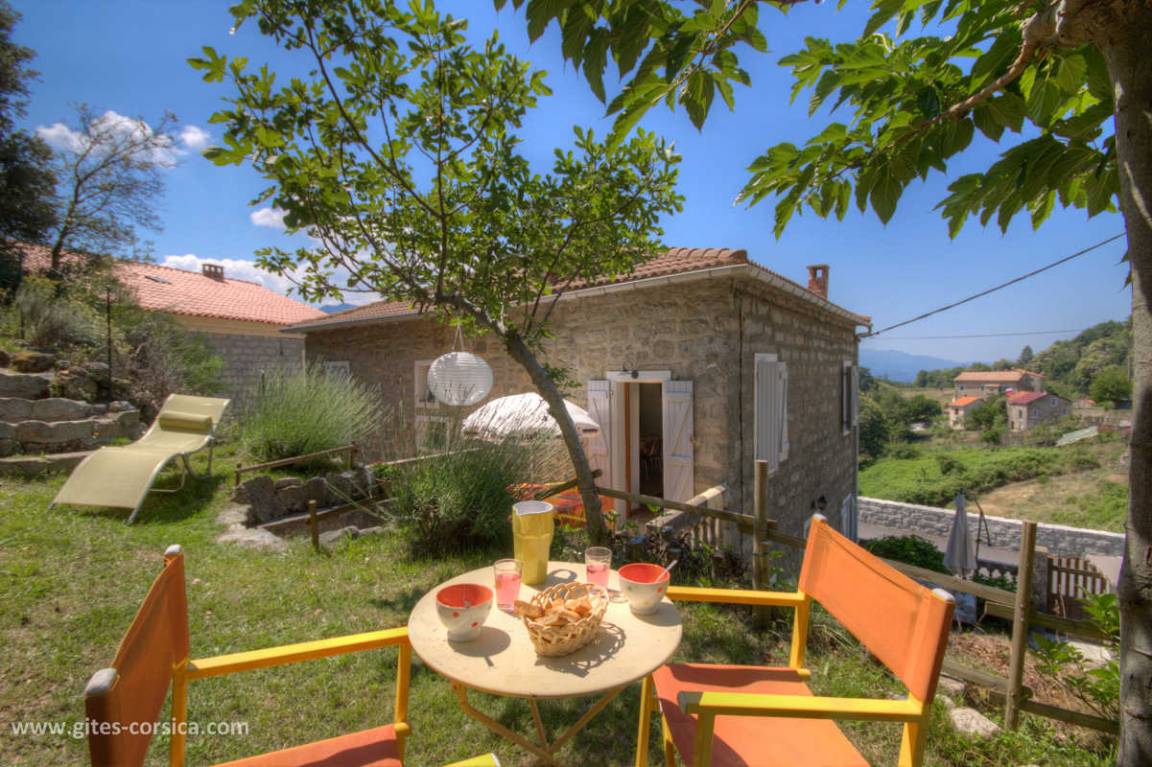 68 M² Gîte ∙ 2 Chambres ∙ 4 Personnes - Corse-du-Sud