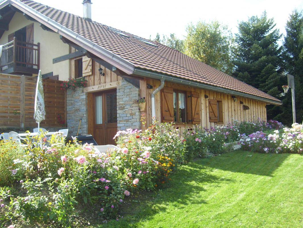 45 M² Gîte ∙ 2 Chambres ∙ 4 Personnes - Ugine