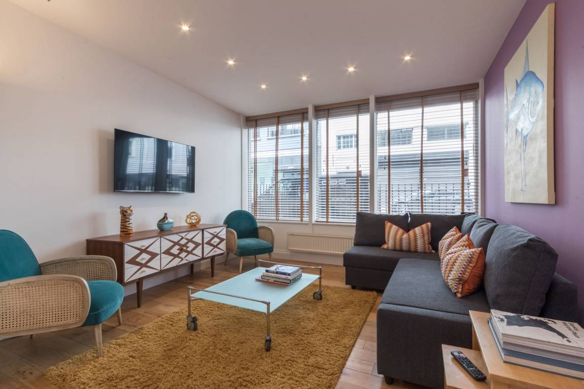 65 M² Apartamento ∙ 2 Habitaciones ∙ 6 Huéspedes - Whitehall