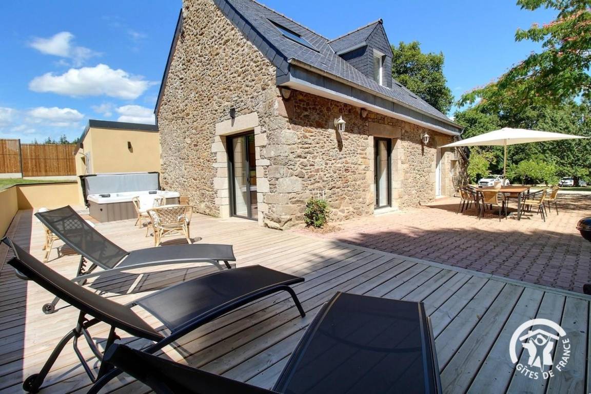98 M² Gîte ∙ 3 Camere Da Letto ∙ 6 Ospiti - Jugon-les-Lacs