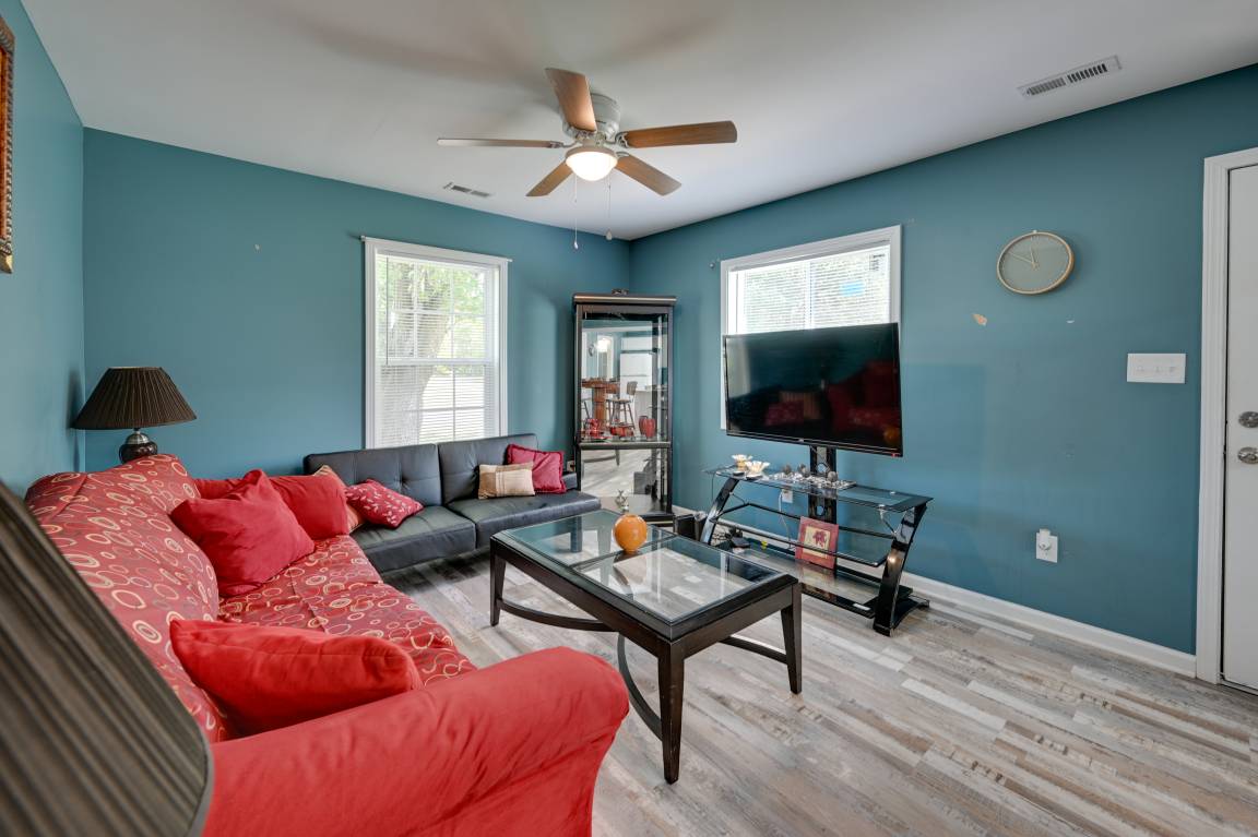 74 M² House ∙ 2 Bedrooms ∙ 4 Guests - Lake Morris, KY