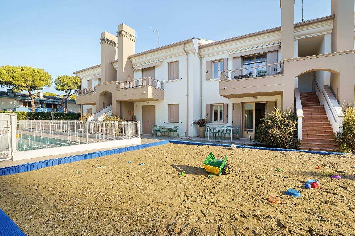 60 M² Appartamento Vacanza ∙ 2 Camere Da Letto ∙ 5 Ospiti - Jesolo