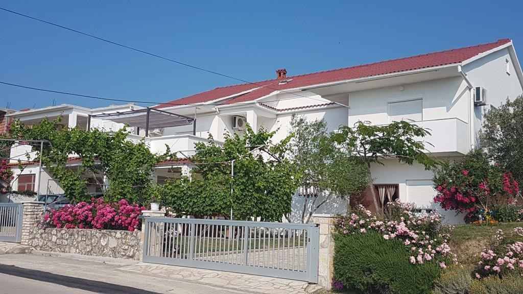 100 M² Apartment ∙ 3 Bedrooms ∙ 10 Guests - Croatia