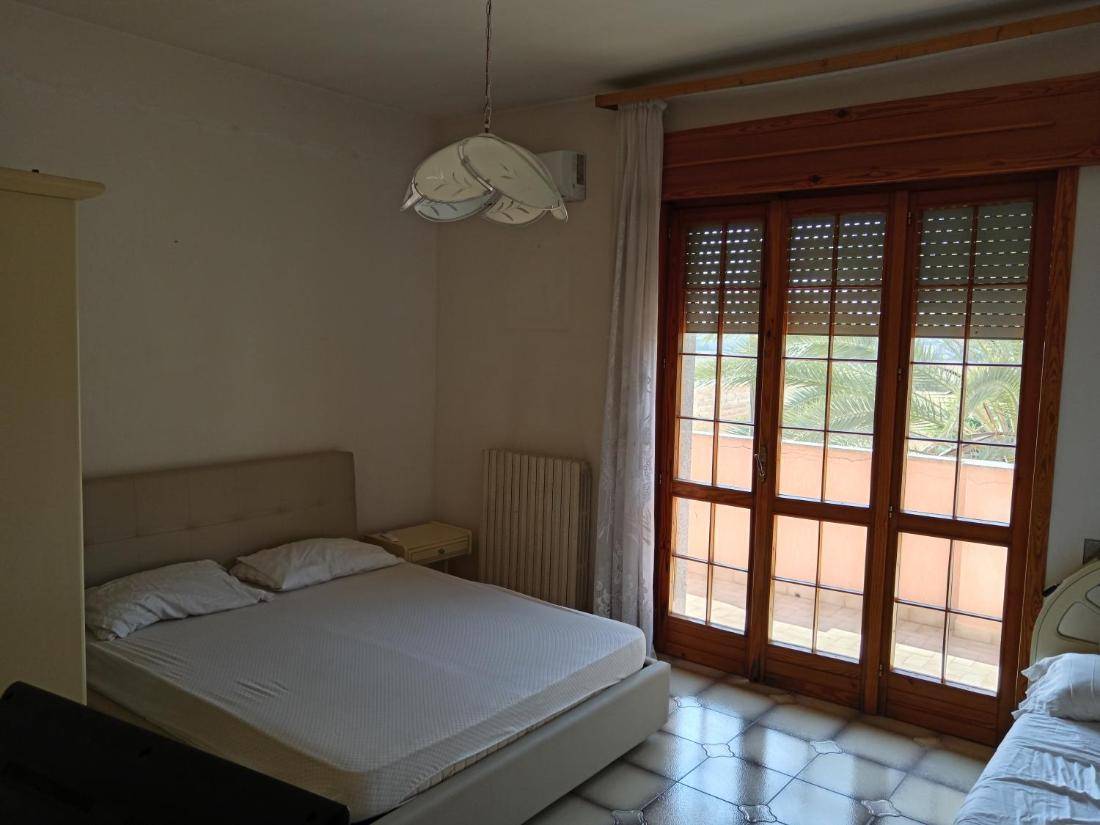 150 M² Ferienwohnung ∙ 4 Schlafzimmer ∙ 24 Gäste - Apulien