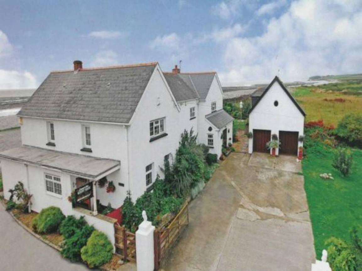 80 M² Cottage ∙ 1 Bedroom ∙ 4 Guests - Barry