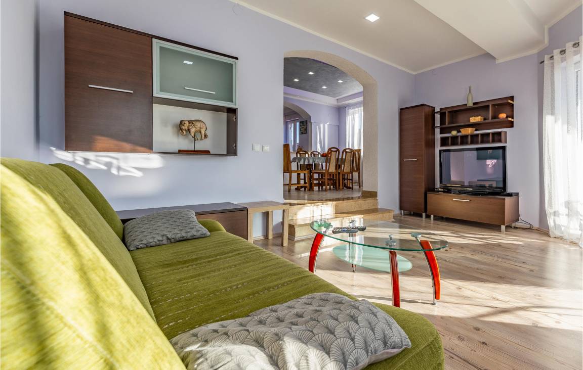 118 M² Ferienwohnung ∙ 3 Schlafzimmer ∙ 6 Gäste - Pula