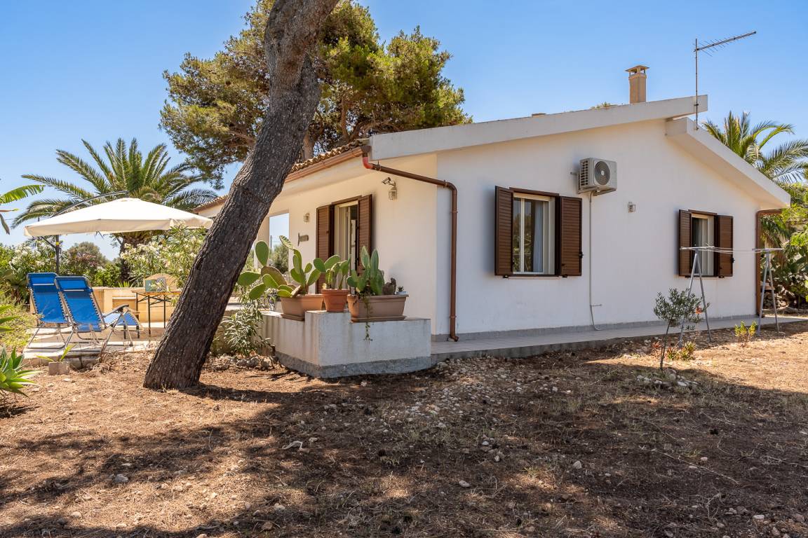75 M² Huis ∙ 2 Slaapkamers ∙ 6 Gasten - Siracusa