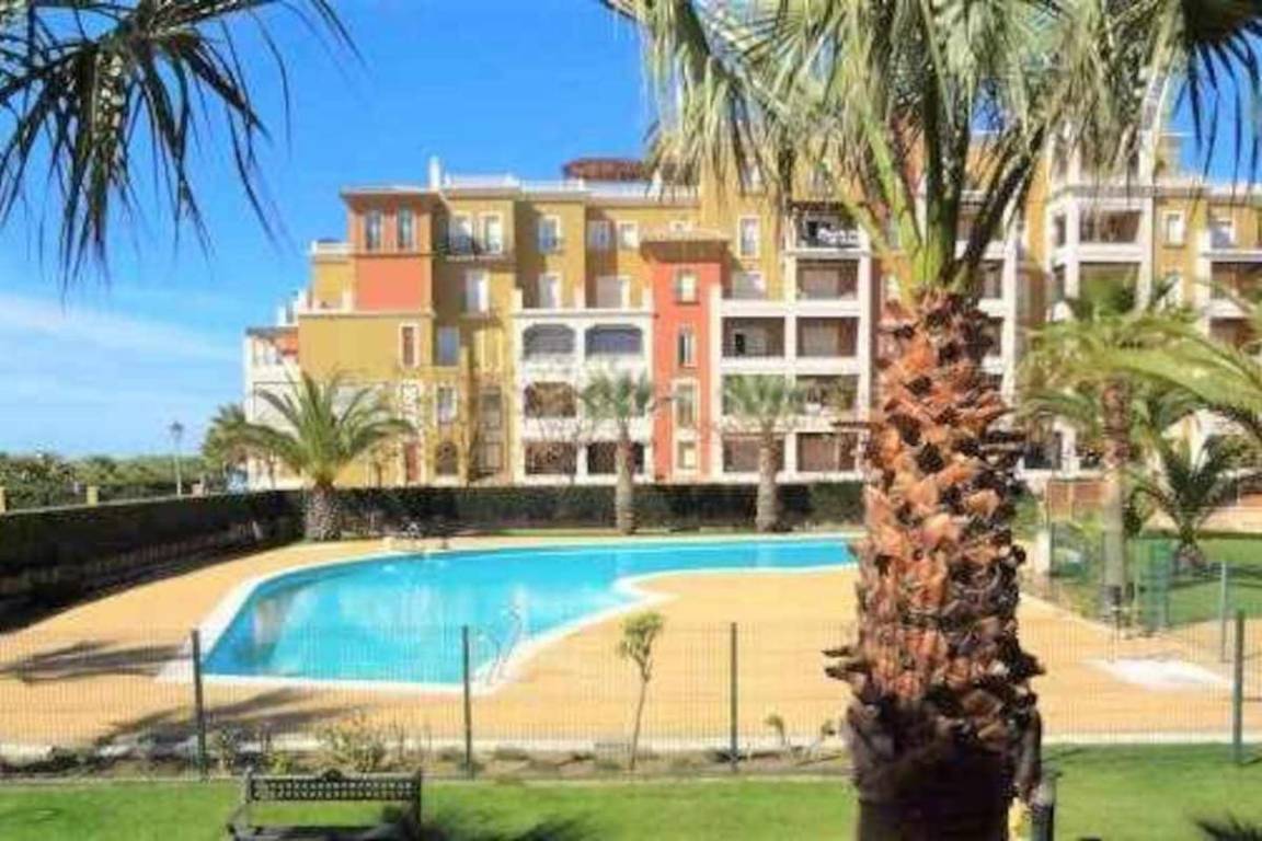85 M² Apartamento ∙ 2 Habitaciones ∙ 5 Huéspedes - Isla Cristina
