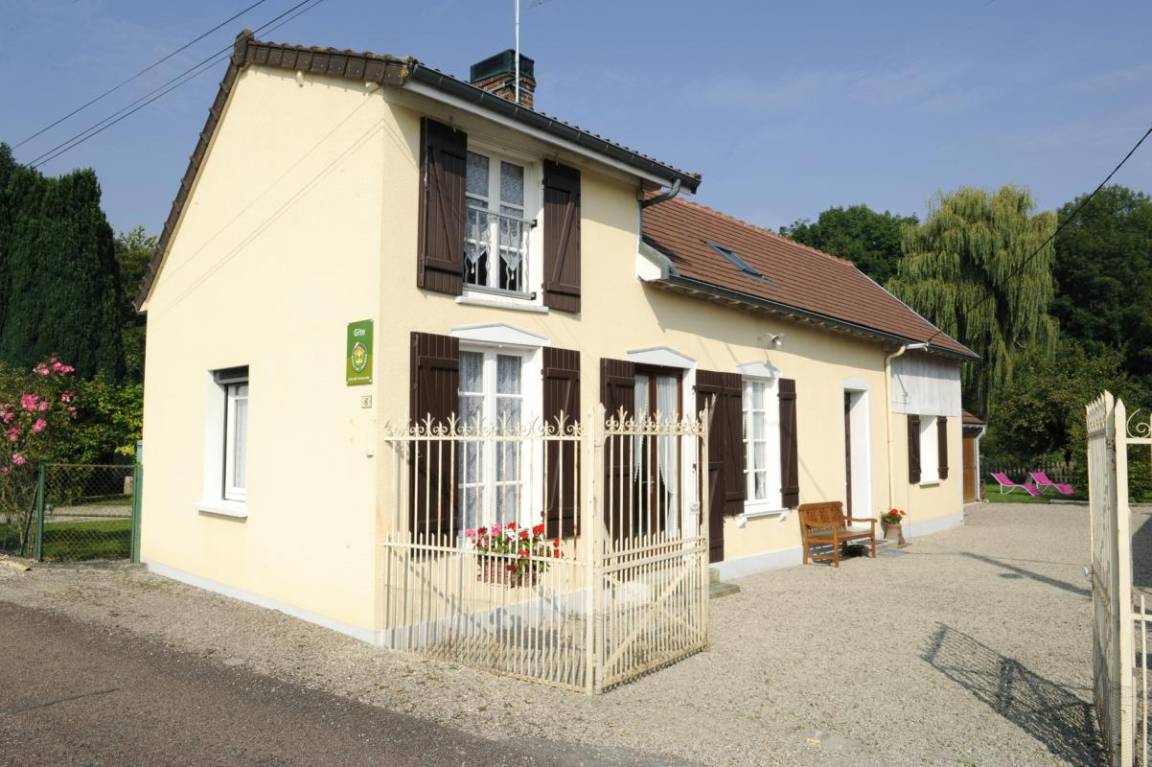 73 M² Gîte ∙ 2 Chambres ∙ 5 Personnes - Arcis-sur-Aube
