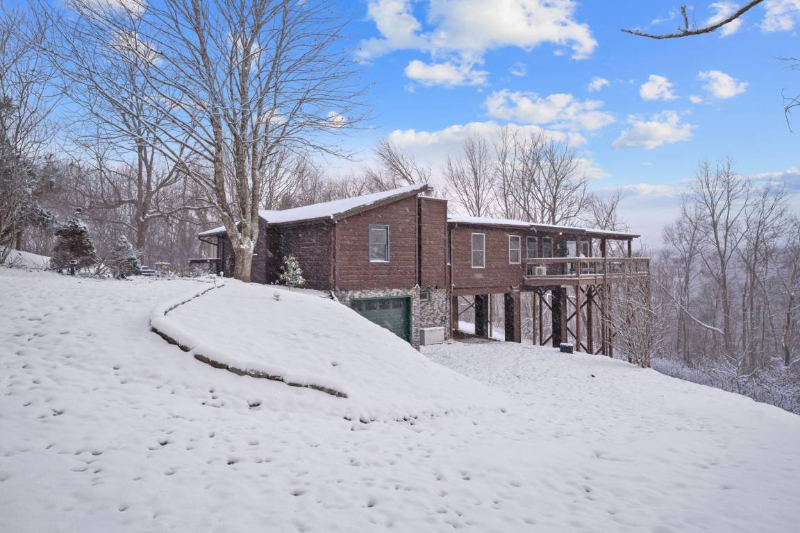 213 M² Cabin ∙ 3 Bedrooms ∙ 8 Guests - Boone, NC