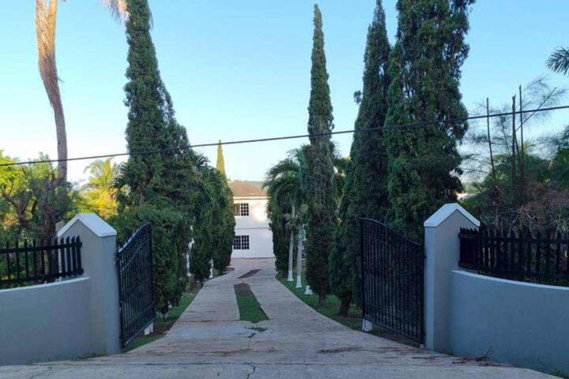 120 M² 一軒家 ∙ 寝室: 3 ∙ ゲスト6 人 - オーチョ・リオス