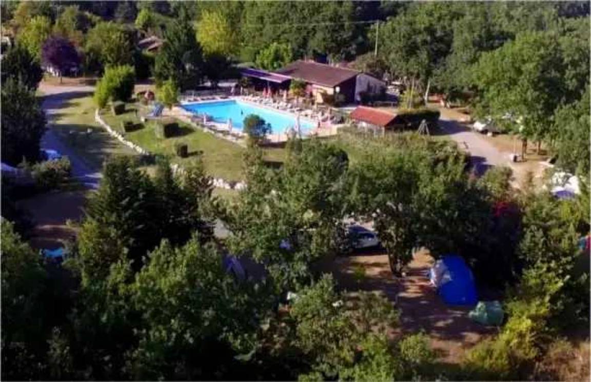 31 M² Camping ∙ 2 Chambres ∙ 4 Personnes - Biron