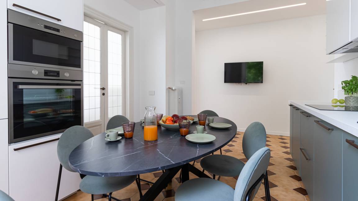 115 M² Apartment ∙ 3 Bedrooms ∙ 6 Guests - Milano
