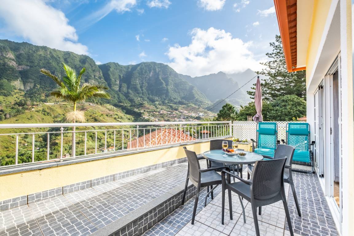 70 M² Apartment ∙ 2 Bedrooms ∙ 4 Guests - Sao Vicente, Portugal