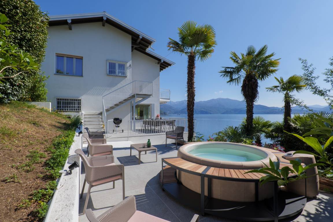 190 M² Maison De Vacances ∙ 4 Chambres ∙ 8 Personnes - Luino
