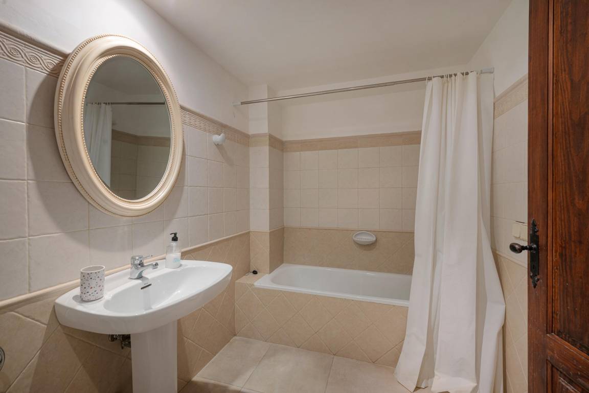 400 M² Villa ∙ 6 Habitaciones ∙ 10 Huéspedes - Palma