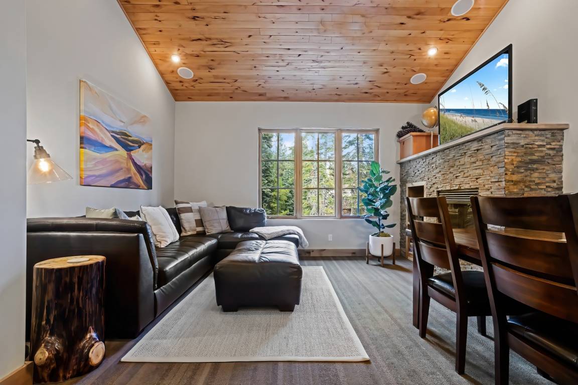 102 M² Condo ∙ 3 Bedrooms ∙ 9 Guests - Bear Valley, CA