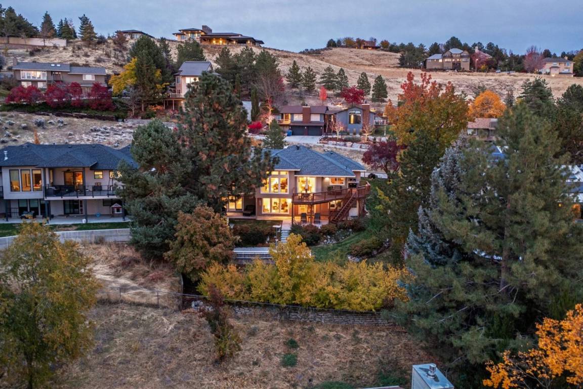 235 M² House ∙ 4 Bedrooms ∙ 8 Guests - Boise, ID