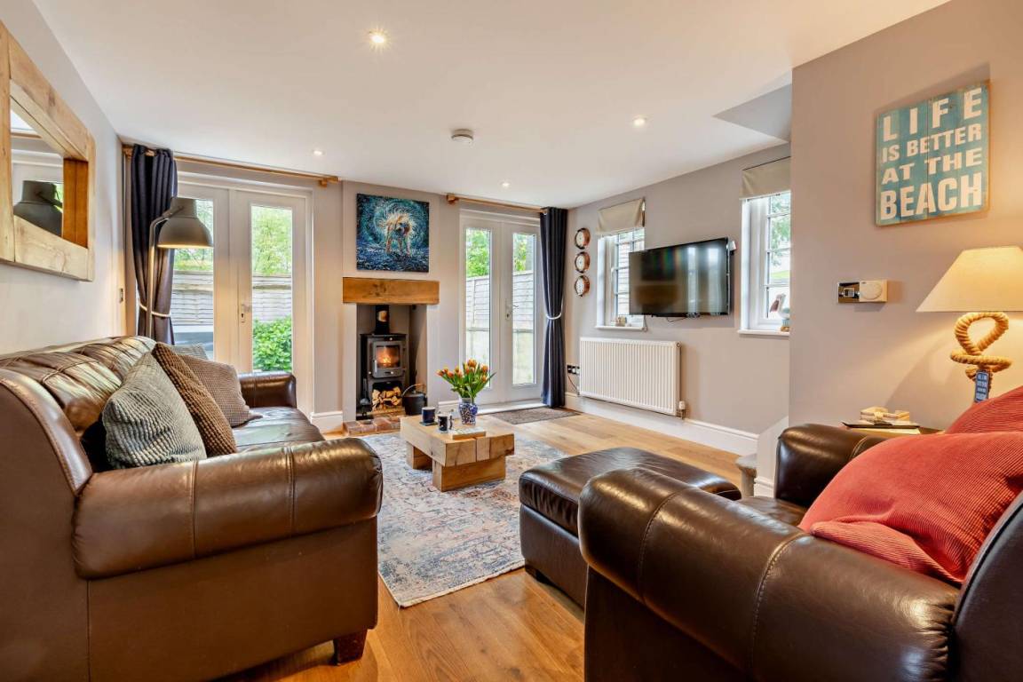 Cottage ∙ 2 Bedrooms ∙ 4 Guests - Axminster