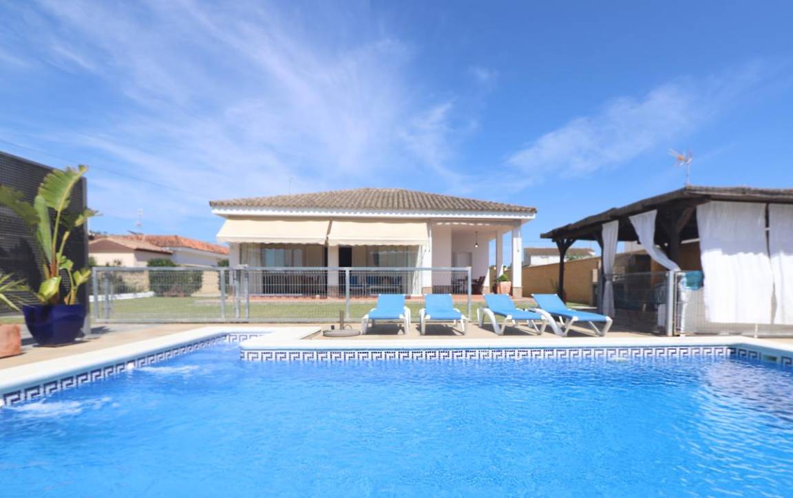 140 M² Ferienhaus ∙ 3 Schlafzimmer ∙ 6 Gäste - Conil de la Frontera