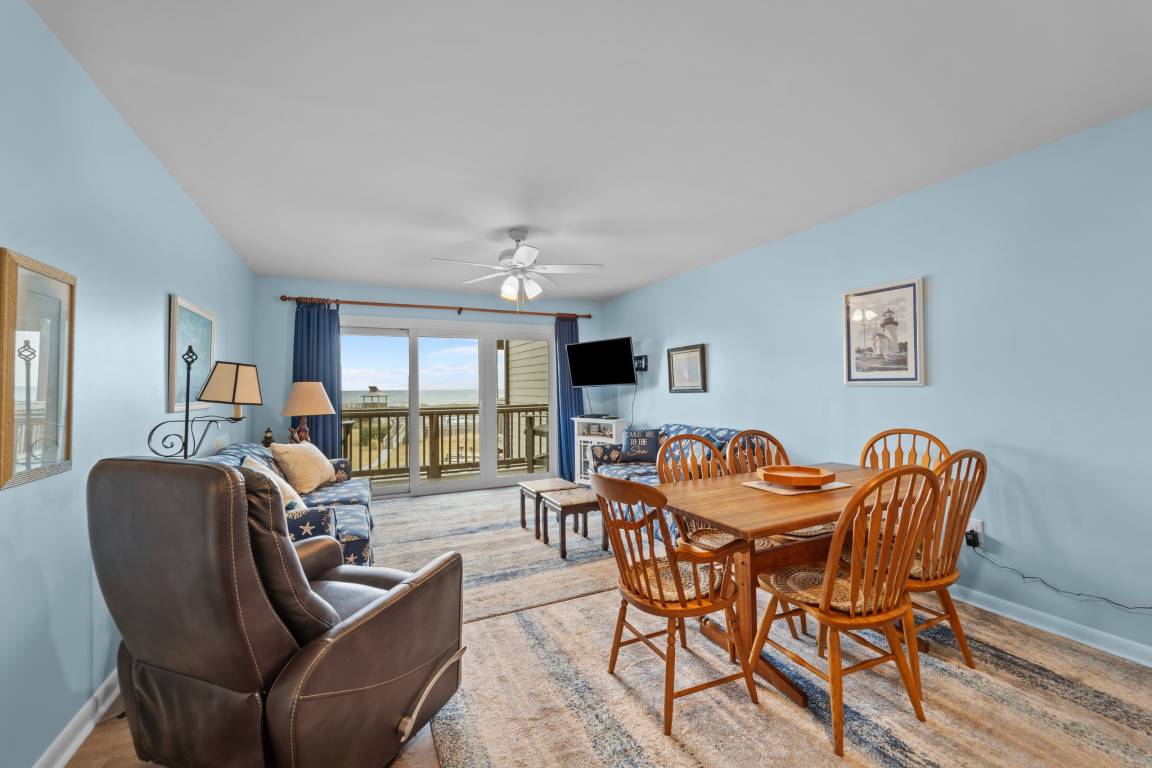 Condo ∙ 2 Bedrooms ∙ 4 Guests - Duck, NC