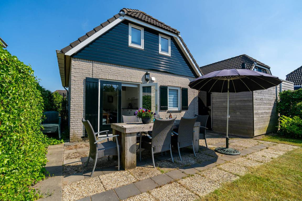 98 M² Ferienhaus ∙ 3 Schlafzimmer ∙ 6 Gäste - Ouddorp