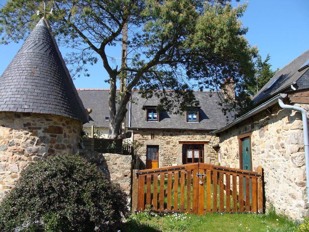 115 M² Maison De Vacances ∙ 3 Chambres ∙ 6 Personnes - Lézardrieux