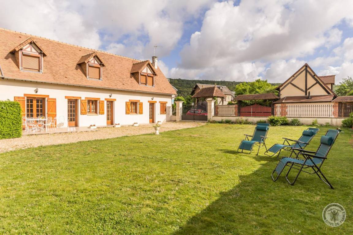 98 M² Gîte ∙ 3 Chambres ∙ 6 Personnes - Eure