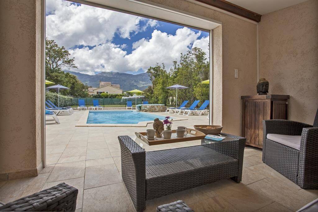 100 M² Villa ∙ 3 Bedrooms ∙ 8 Guests - Cap Corse