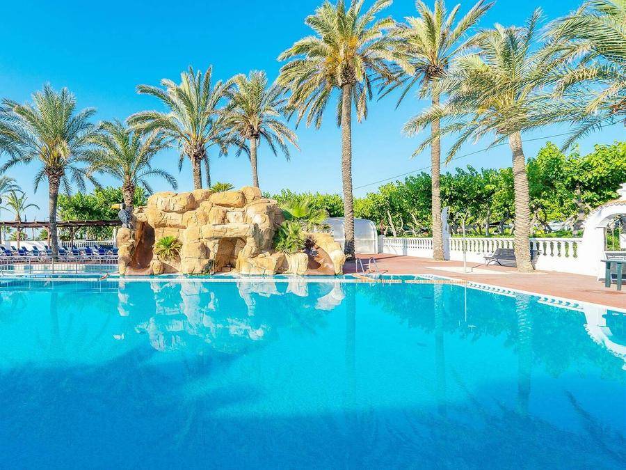 32 M² Caravan ∙ 2 Bedrooms ∙ 4 Guests - Alcossebre