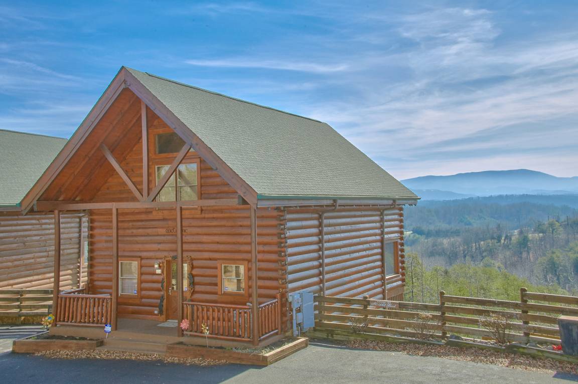 186 M² House ∙ 3 Bedrooms ∙ 8 Guests - Sevierville, TN