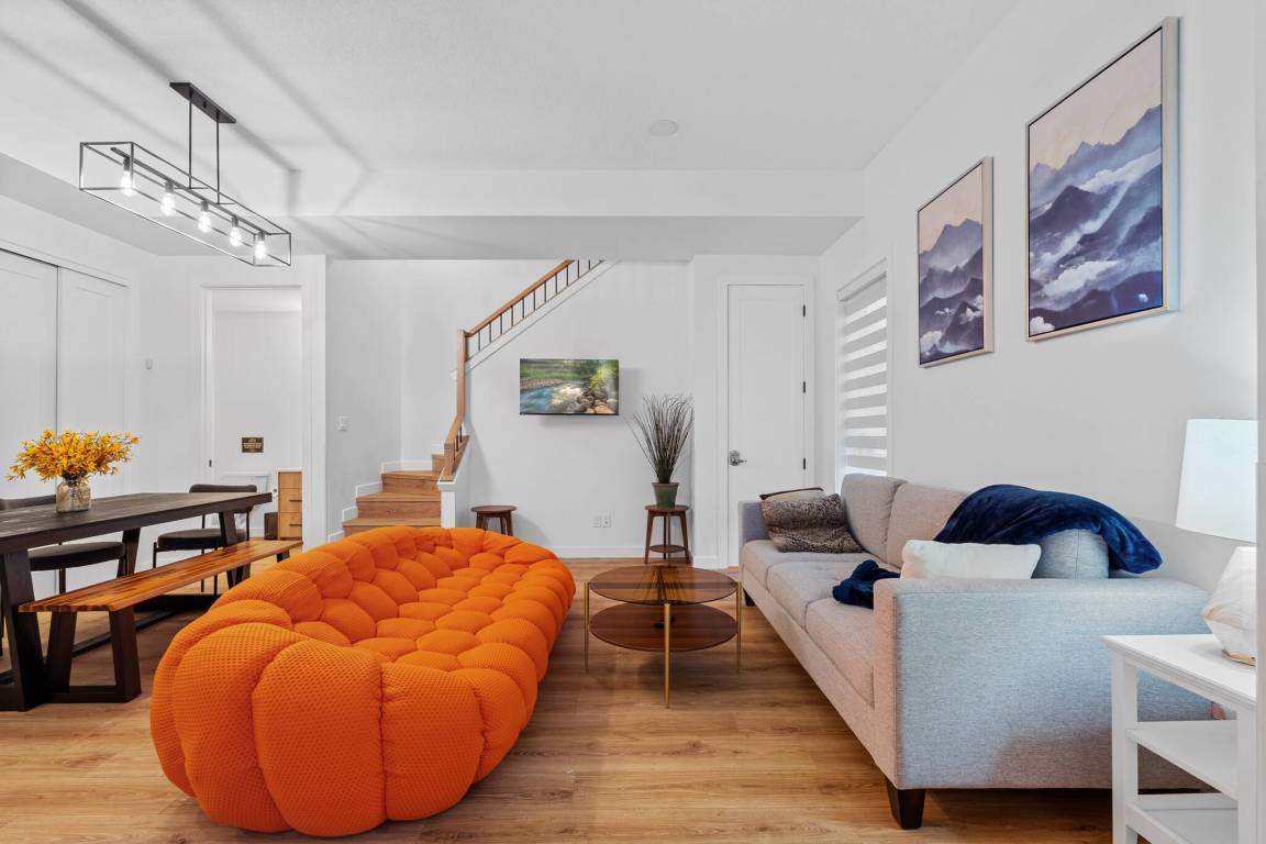 163 M² Apartment ∙ 3 Bedrooms ∙ 7 Guests - Alberta