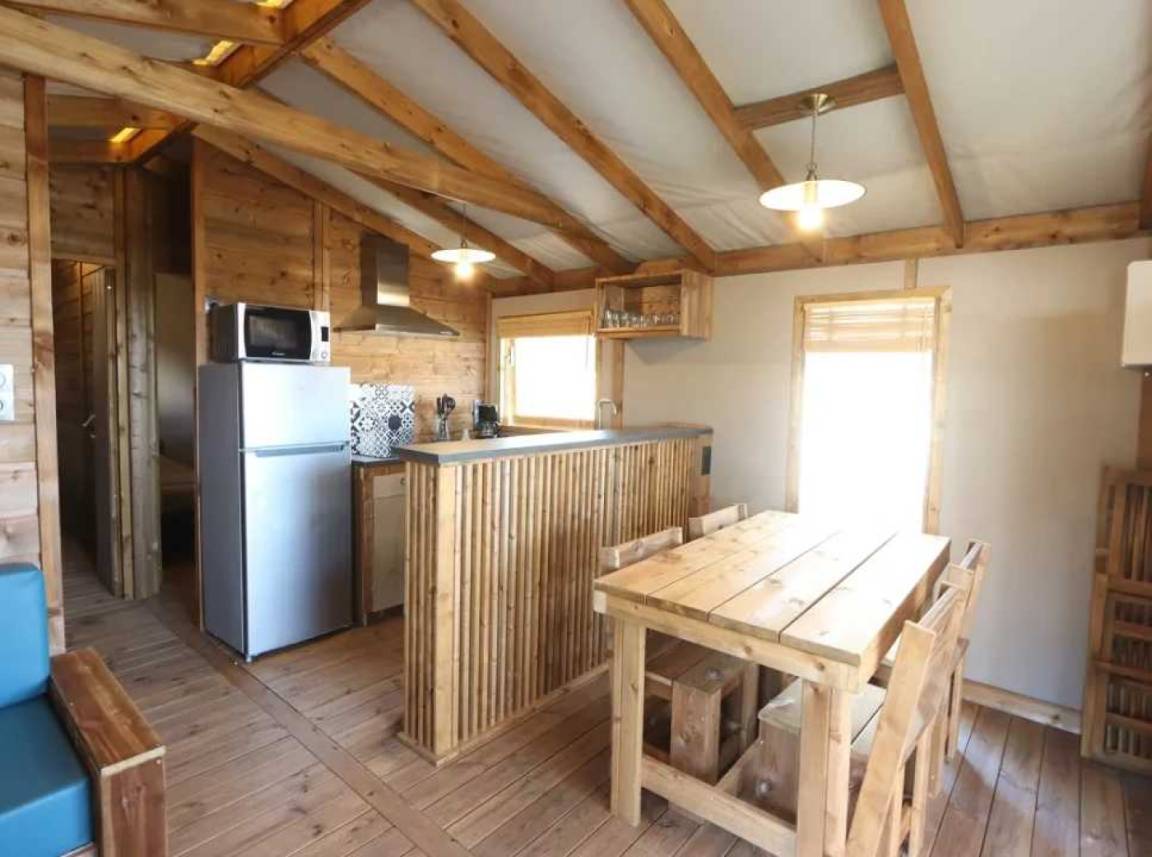 32 M² Tente ∙ 2 Chambres ∙ 5 Personnes - Lesconil