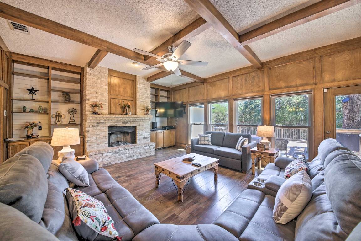 188 M² House ∙ 3 Bedrooms ∙ 8 Guests - Encino Park - San Antonio
