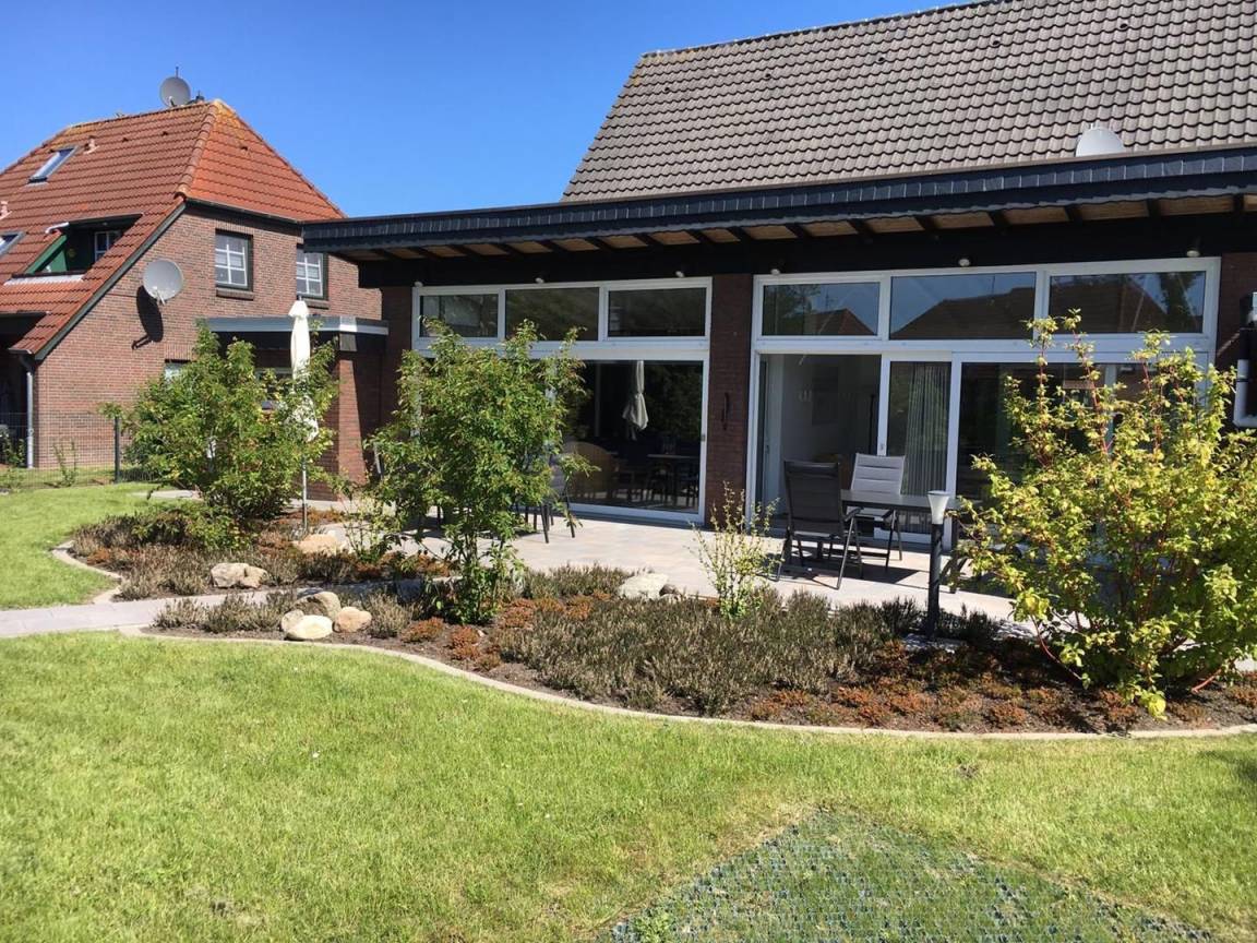 100 M² Ferienhaus ∙ 3 Schlafzimmer ∙ 6 Gäste - Carolinensiel