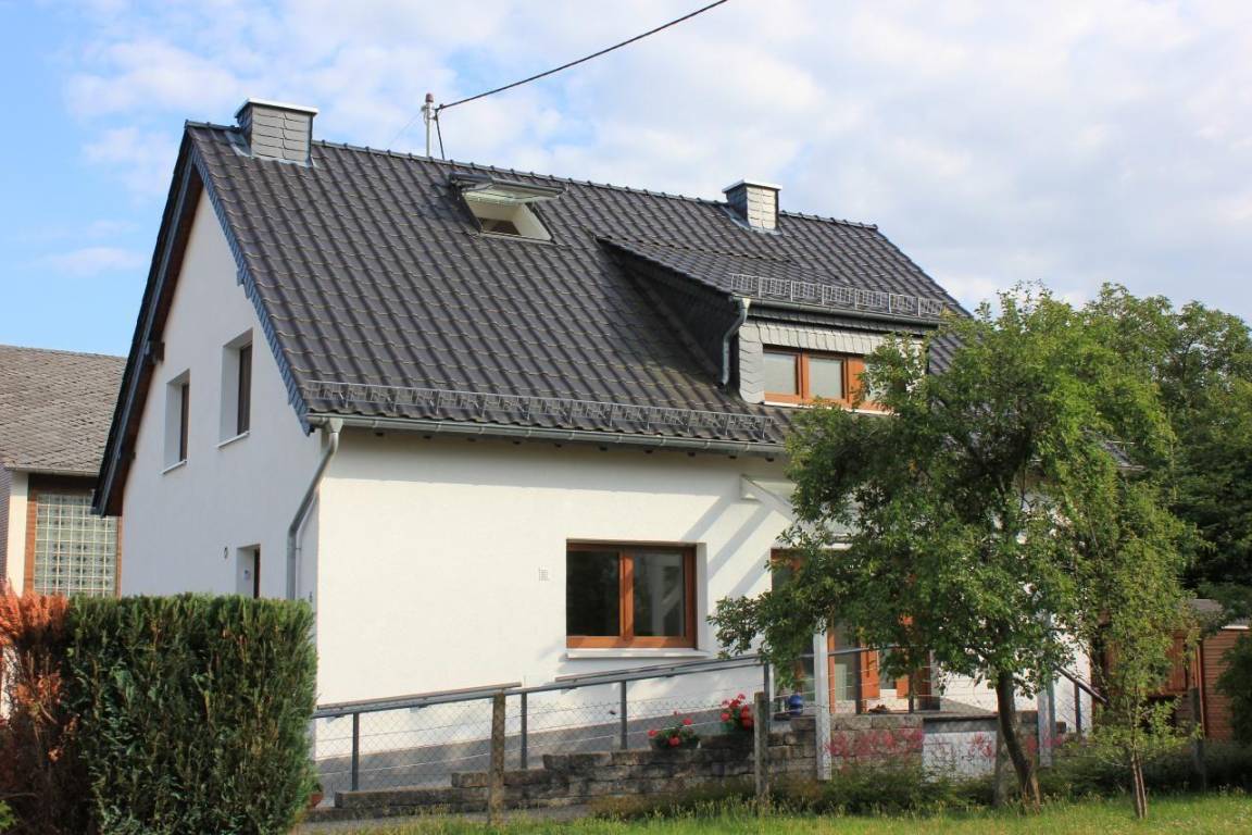 98 M² Appartement ∙ 2 Chambres ∙ 6 Personnes - Kastellaun