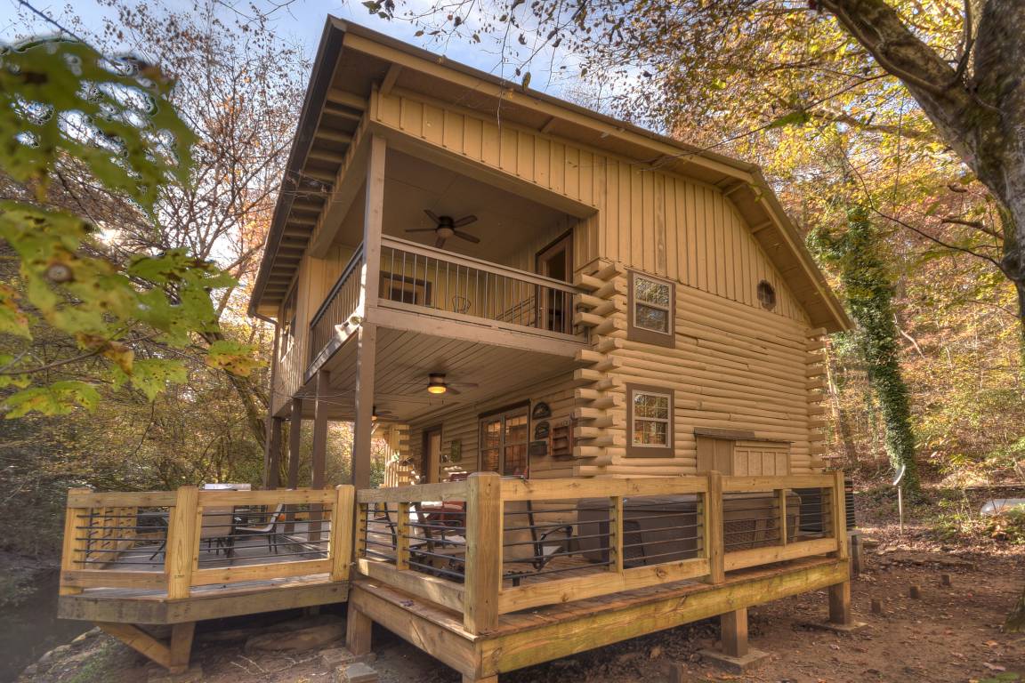 94 M² Cabin ∙ 2 Bedrooms ∙ 4 Guests - Georgia, GA