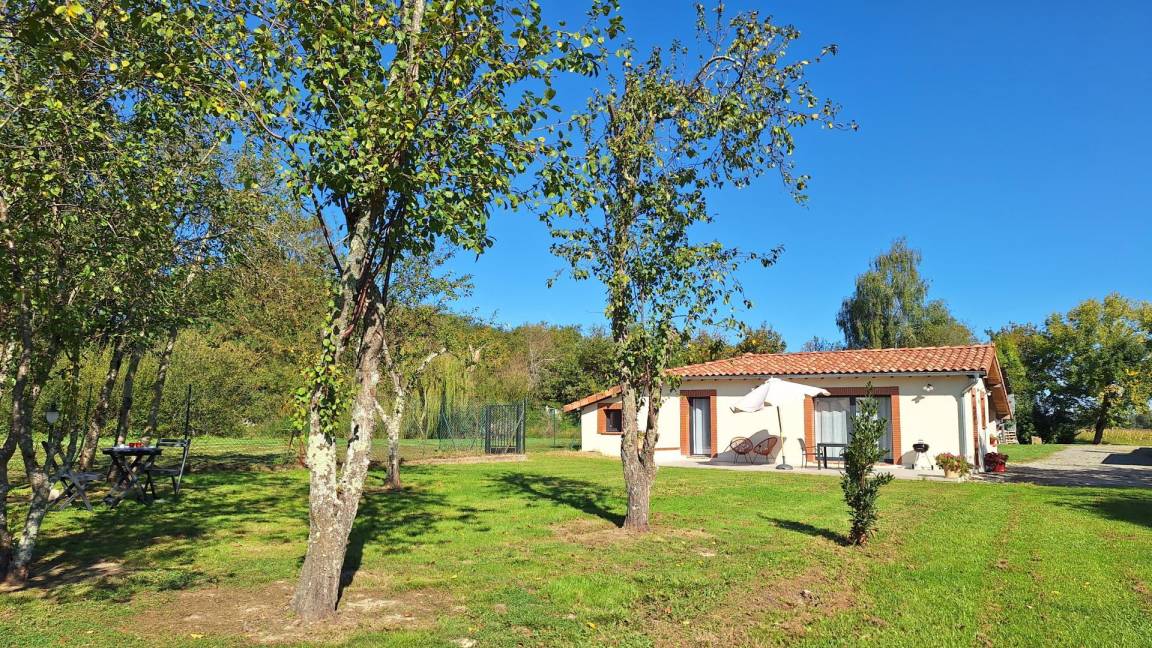 50 M² Gîte ∙ 1 Chambre ∙ 2 Personnes - Haute-Garonne