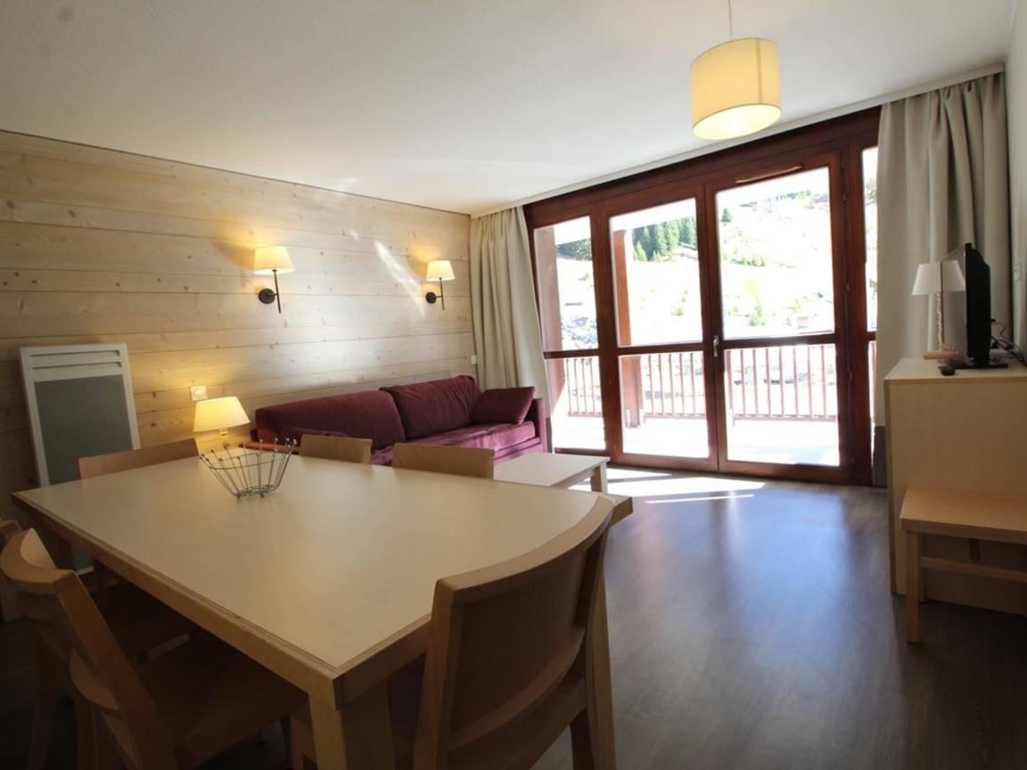 63 M² Apartment ∙ 2 Bedrooms ∙ 8 Guests - Passy