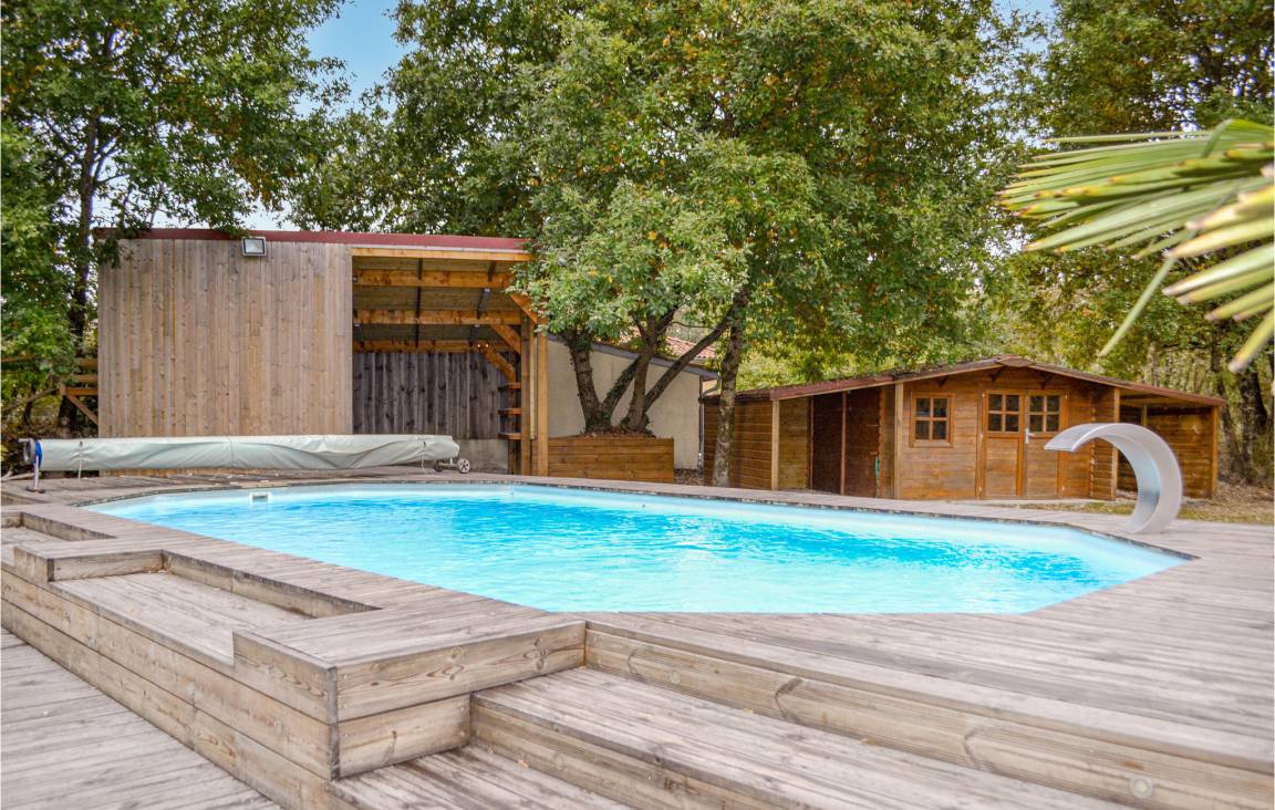 135 M² House ∙ 4 Bedrooms ∙ 8 Guests - Landes