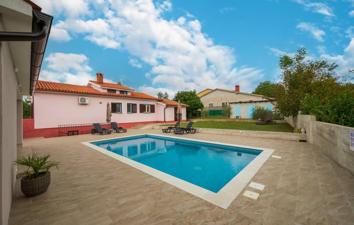 100 M² Ferienhaus ∙ 2 Schlafzimmer ∙ 5 Gäste - Rabac