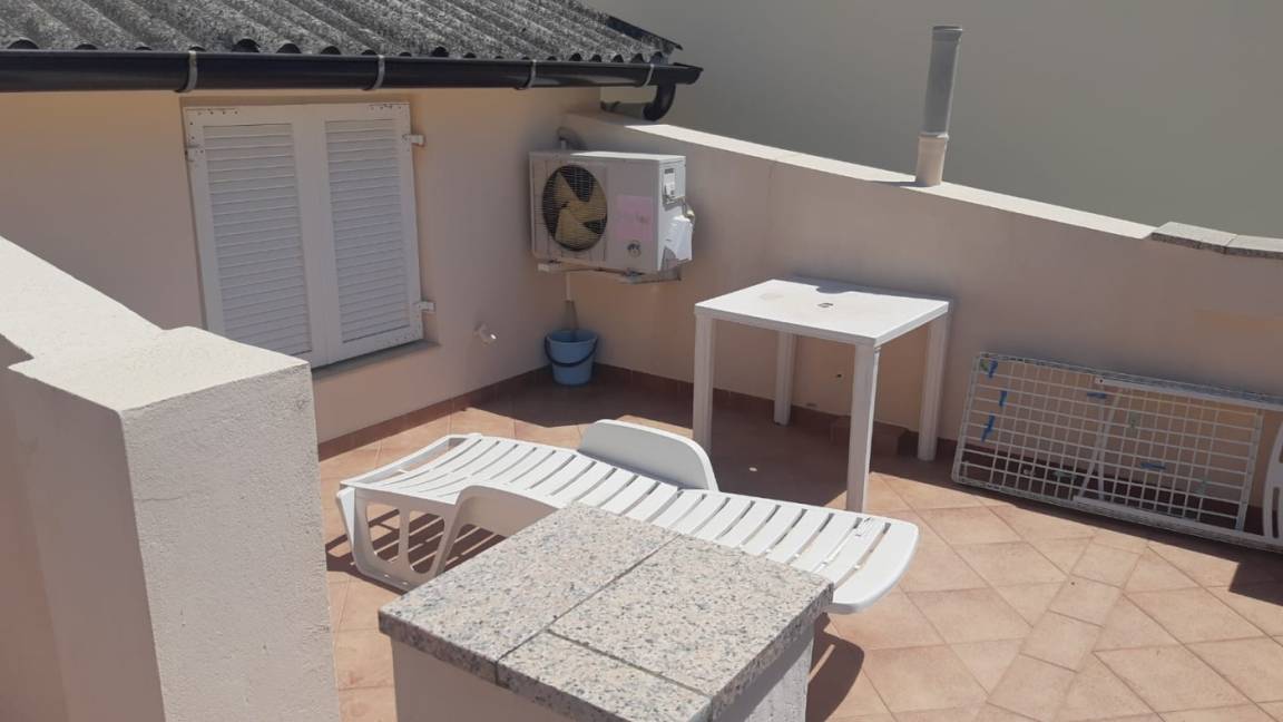 45 M² Huoneisto ∙ 2 Makuuhuonetta ∙ 5 Vierasta - Bescanuova